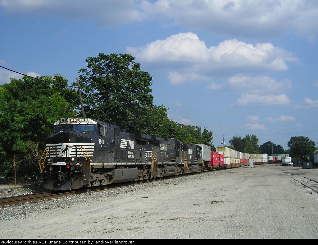 NS 9911 On NS 216 Westbound
